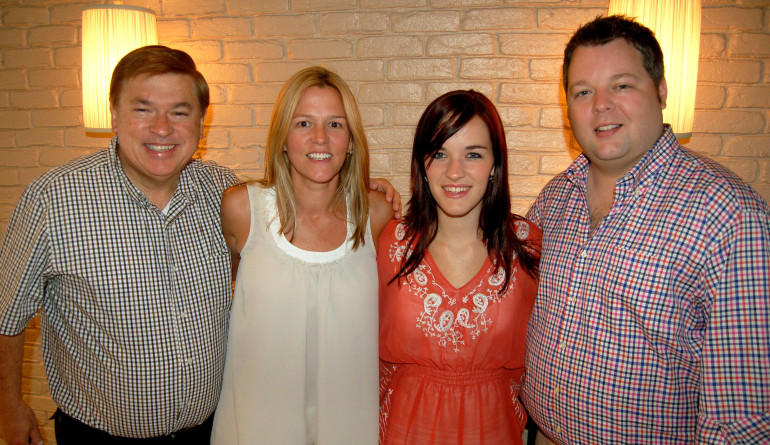 Lacy Green Stops by BMI (Bowman, Ronnie,Green, Lac) | Photos | BMI.com