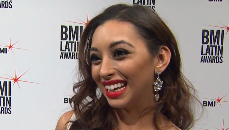 Desiree Estrada | Desiree Estrada entrevistado en los 2014 Premios ...